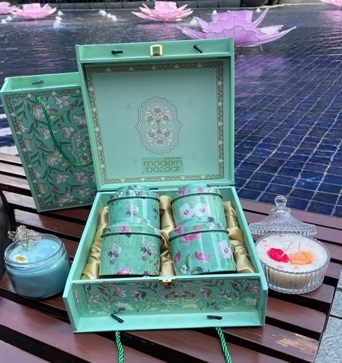 modernbazaar : Floral Harmony Box